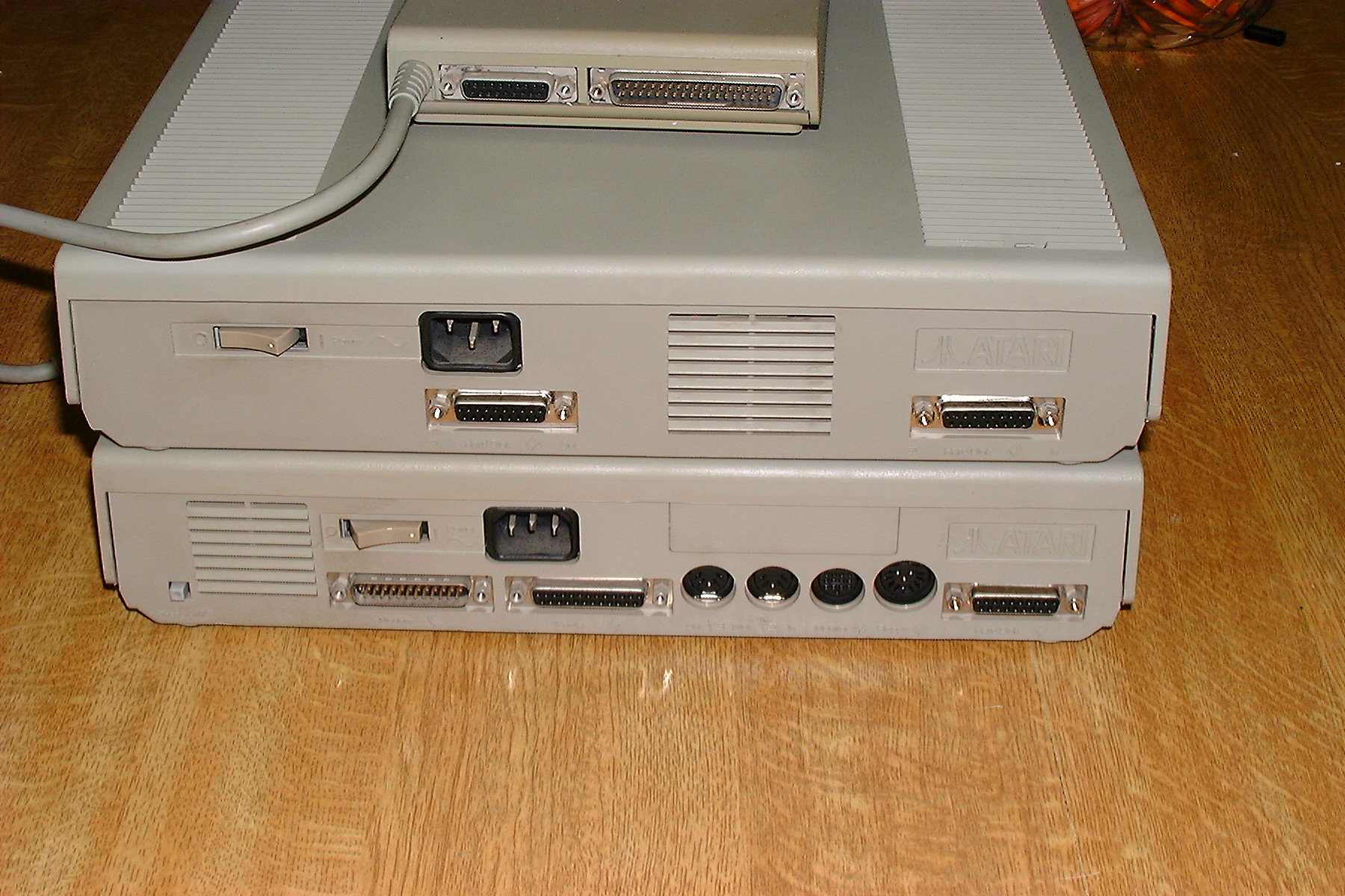 1000 BiT - Computer's description